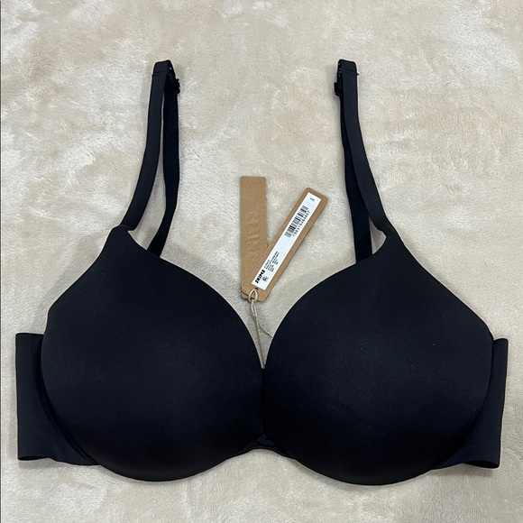 SKIMS | Intimates & Sleepwear | Skims Ultimate Push Up Plunge Bra Onyx ...